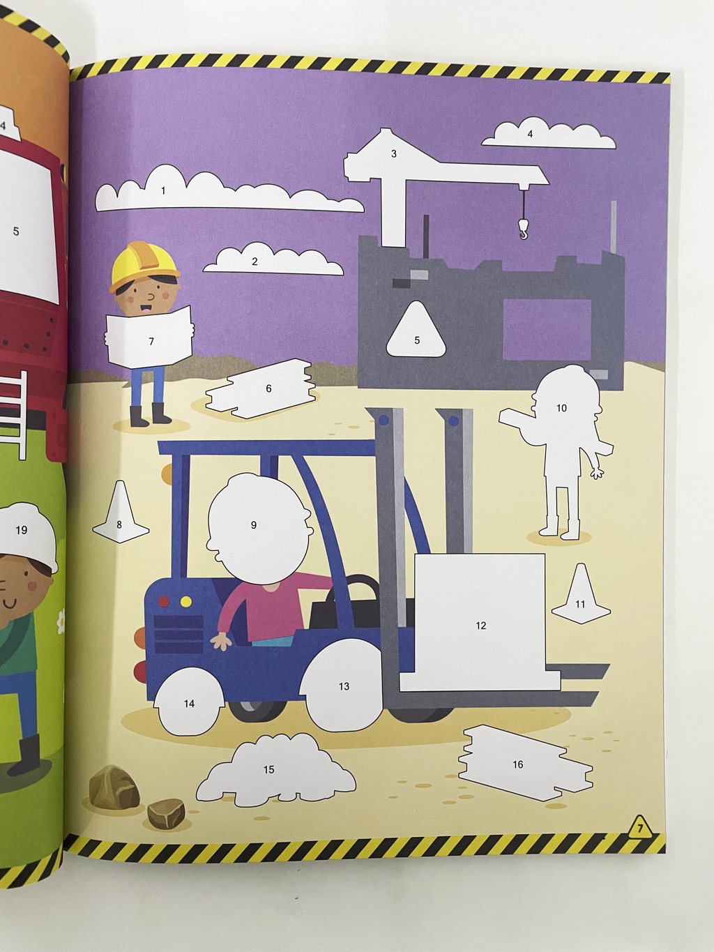 Trucks & Diggers Sticker Art Book with Construction Vehicles 400 ...