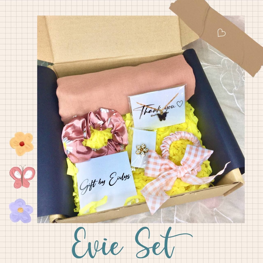 Evie Set