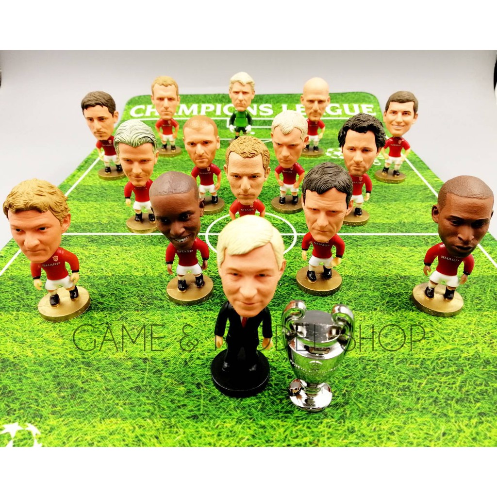 Footballer Model Manchester United 1999 Set With Field | Shopee Malaysia