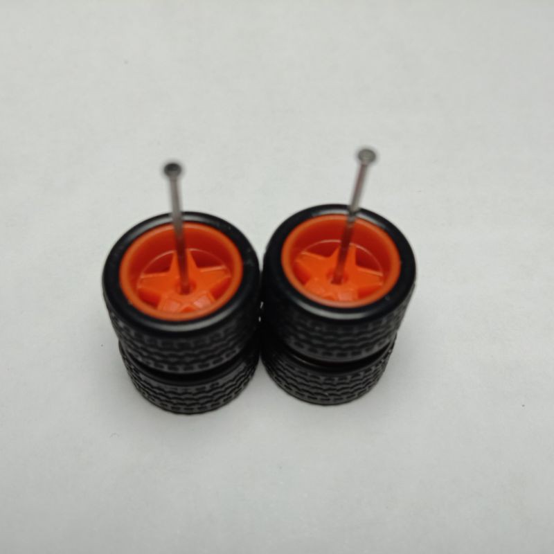 Hot Wheels Rubber Tyre Bintang Oren | Shopee Malaysia