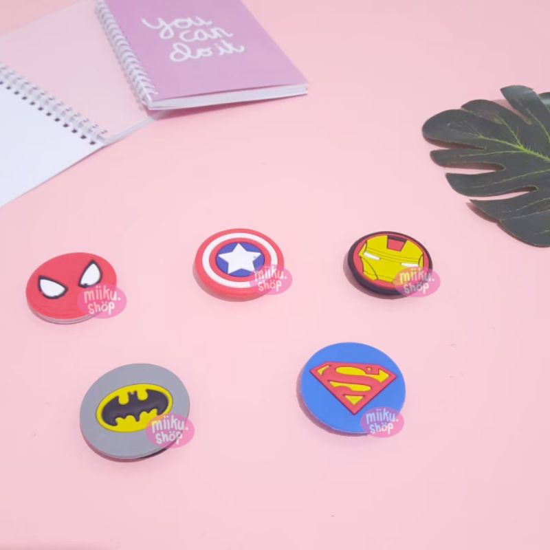Pop SOCKET SPIDERMAN CHARACTER / IRONMAN / BATMAN / SUPERMAN / CAPTAIN ...