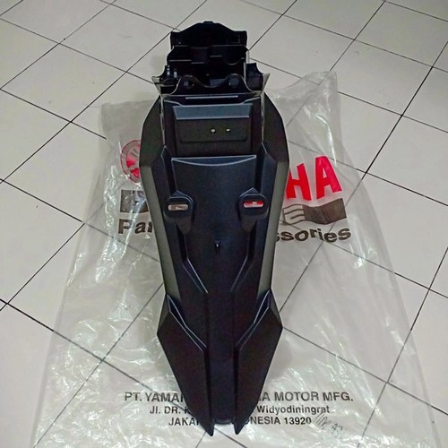 ORI YAMAHA FZ150i FZ 150 OLD V1 NEW V2 REAR FENDER MUDGUARD ORIGINAL ...