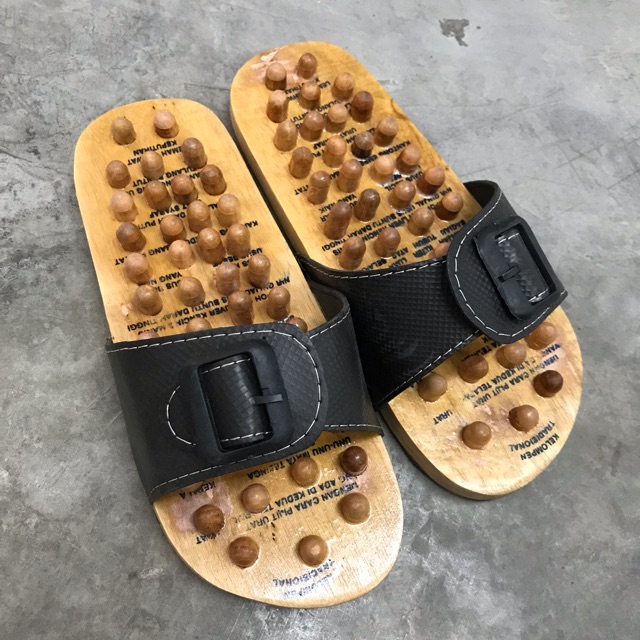 Kasut Urut Kayu / Kasut Massage🔥ReadyStock🔥🔥 | Shopee Malaysia