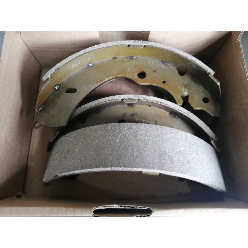 MITSUBISHI/TRITON(VGT) REAR BRAKE SHOP & LINING SET(RM125/1SET ...