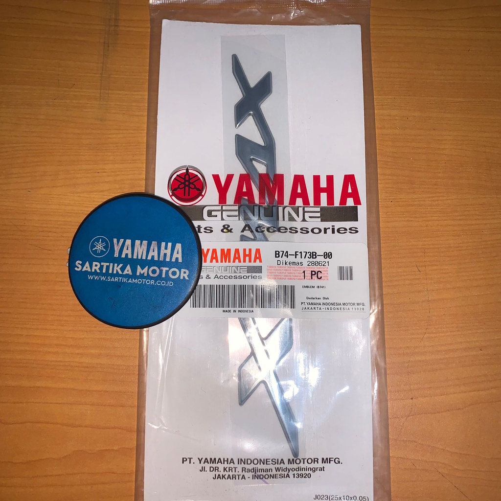 Original Yamaha Xmax Emblem | Shopee Malaysia