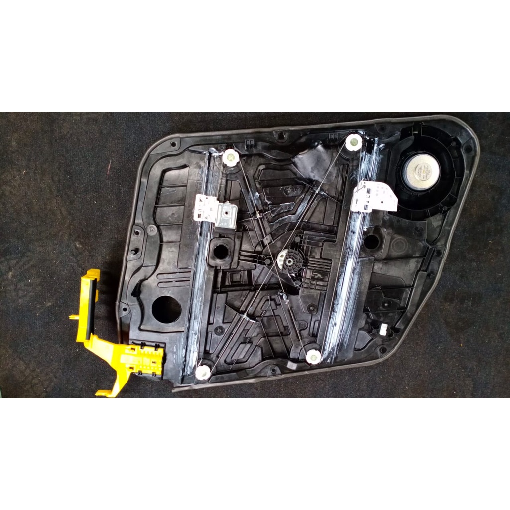 KIA SPORTAGE 2018 FRONT POWER WINDOW GEAR WITH MOTOR 6 PIN LH ( D9010 ...