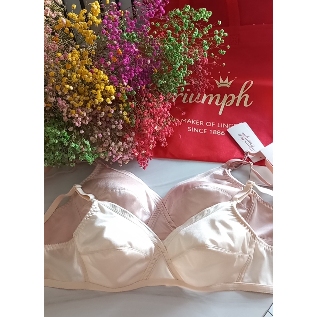 TRIUMPH BRA D151 Is a bra without underwire, without padding Sizes A75 ...