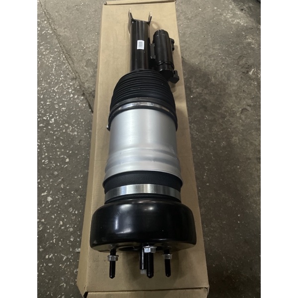 W205 FRONT ABSORBER （AIR SUSPENSION）2053204768/2053204868 | Shopee Malaysia