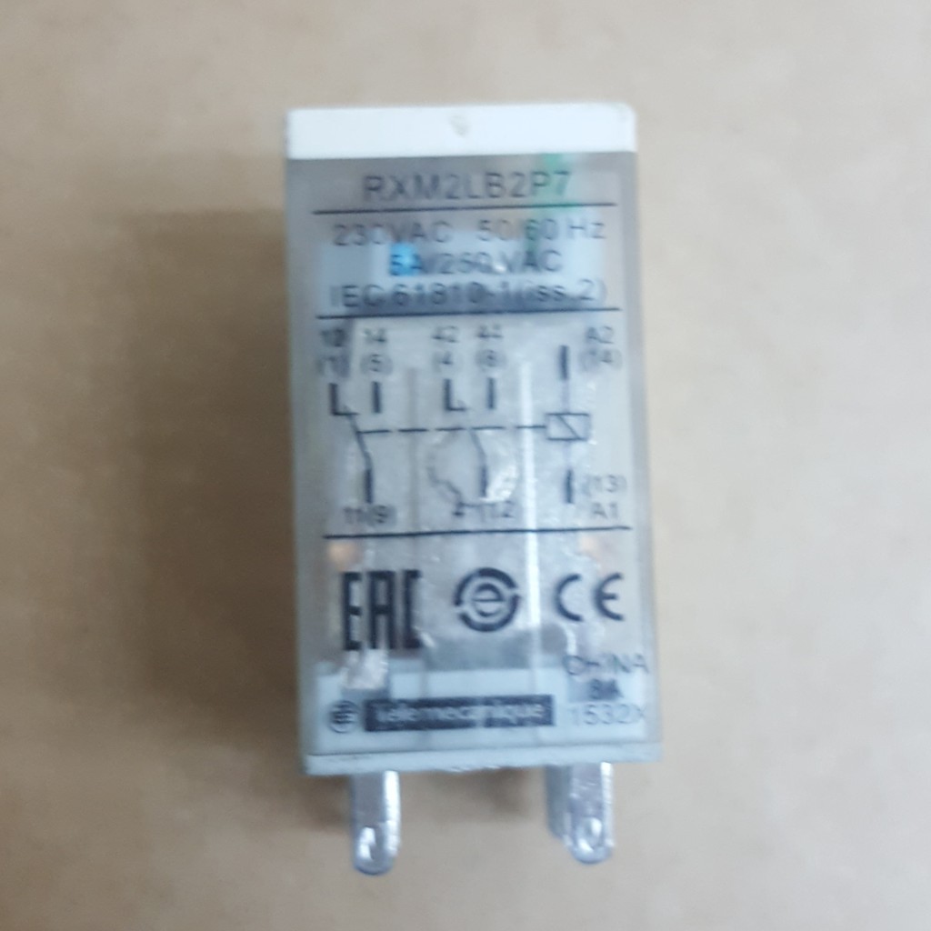 CLEARANCE USED SCHNEIDER RXM relay and socket RXM2LB RXM4LB | Shopee Malaysia