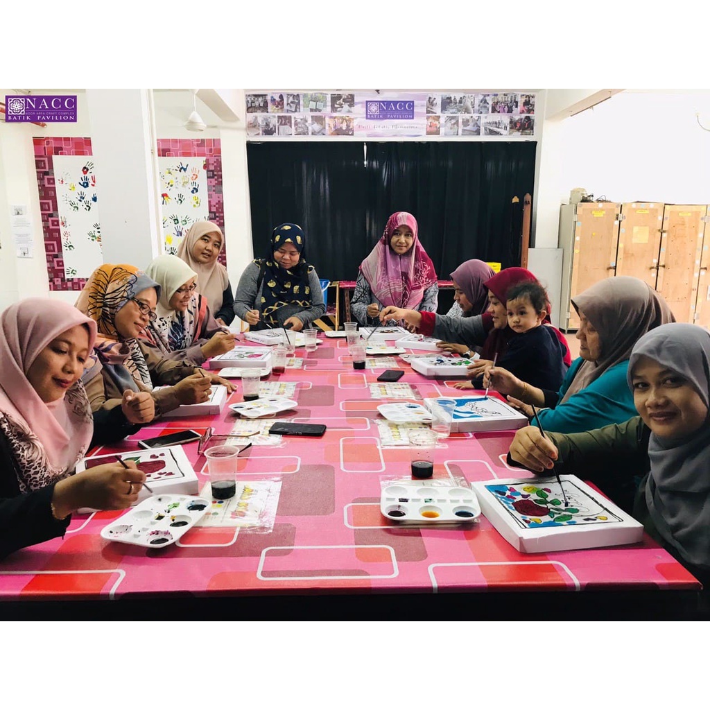 NOOR ARFA : PLAYKIDS - Batik Kit | Shopee Malaysia