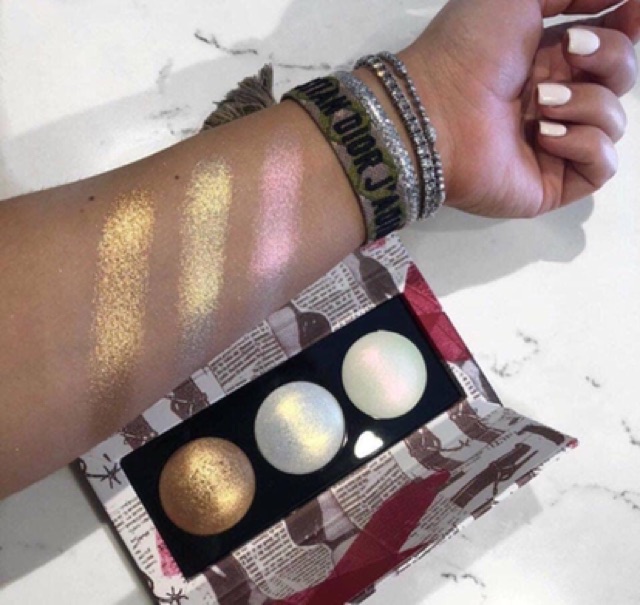 Customers please read NOTE - HANOI DELIVERY ONLY - PAT MCGRATH ...