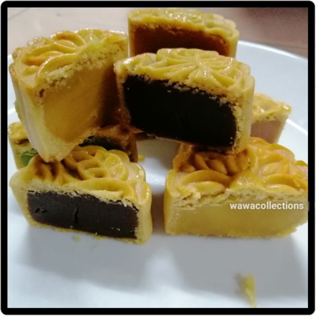 Mini mooncake / kuih bulan homemade sweets | Shopee Malaysia