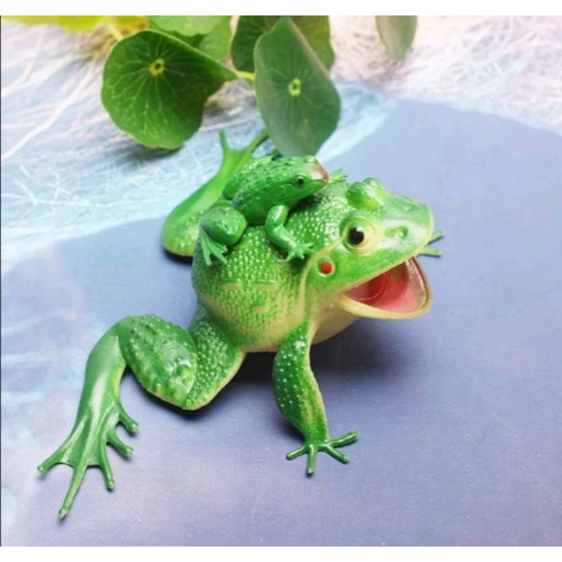 Ready Stock!! mother and baby artificial frog, katak palsu dengan anak ...