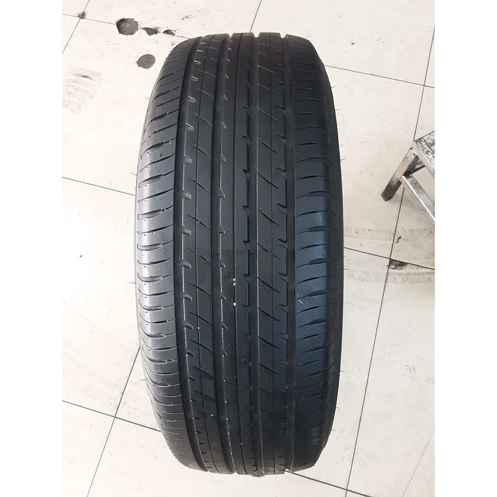 Used Tyre Secondhand Tayar TOYO PROXES R45 235/60R18 90% Bunga Per 1pc | Shopee Malaysia