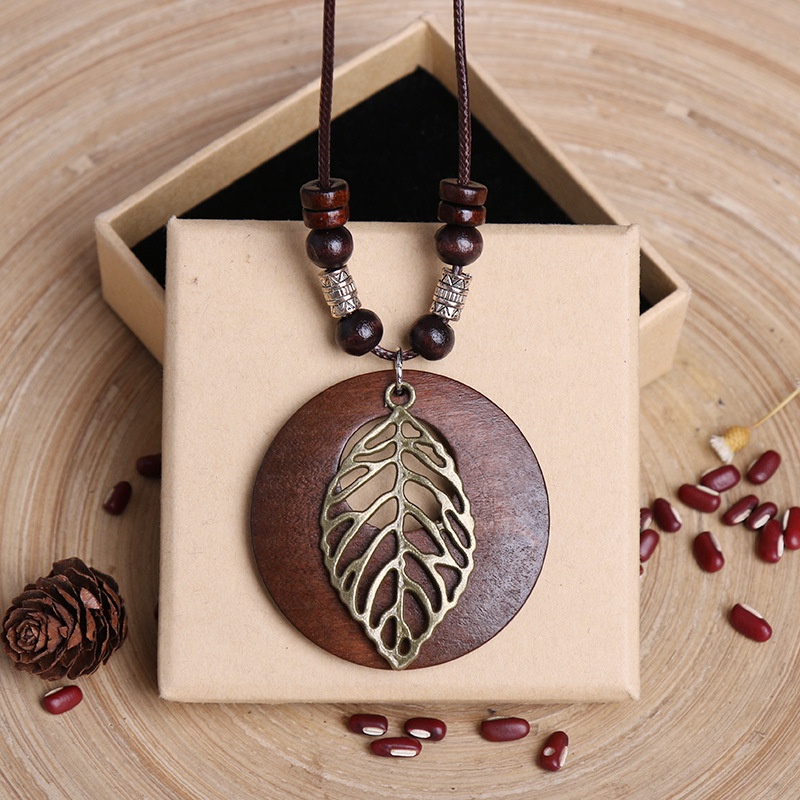 JUSHI Fashion Necklace Retro Ethnic Style Beaded Wood Chips Hollowed ...