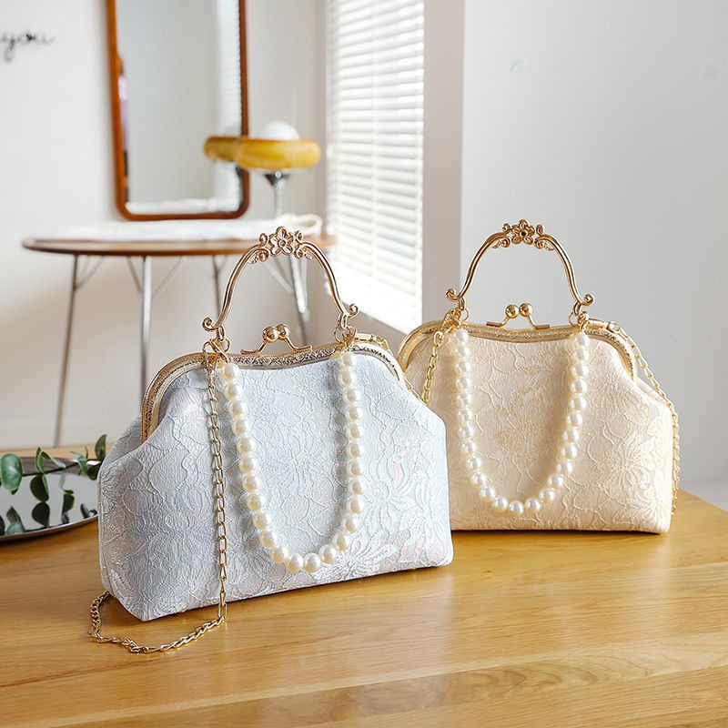 Large-Capacity Woman handbag Lace Clip-Onv Dinner Clutch Antique Pearl ...