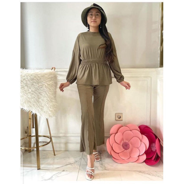 One SET Reverse/Reverse/Reverse/VIRAL Reverse Clothes // ONE SET Women ...