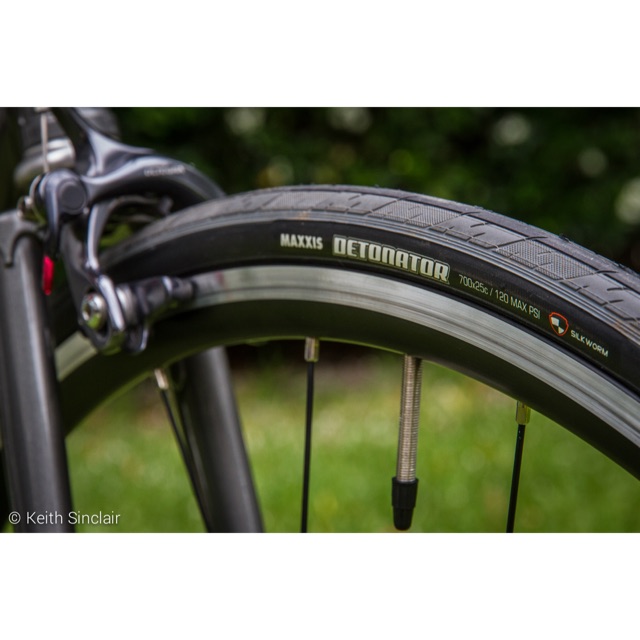 Maxxis Detonator roadbike 700x25c | Shopee Malaysia