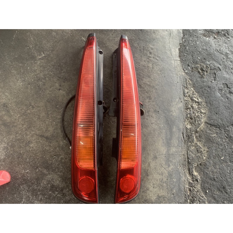 Perodua Kenari Rear Lamp Tail Lamp Set L900S | Shopee Malaysia