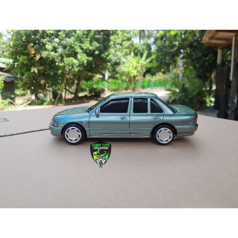 Koleksi kereta hiasan Proton Wira Sedan scale 1/24 hyper Green | Shopee ...