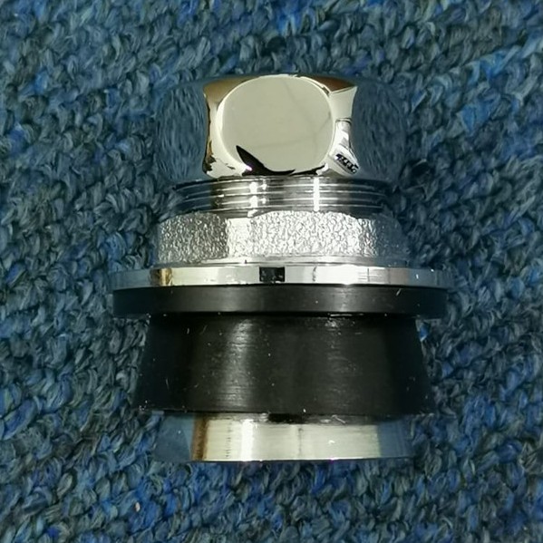 KiaQuest - Metal Spud for Urinal using Flush Valve | Shopee Malaysia