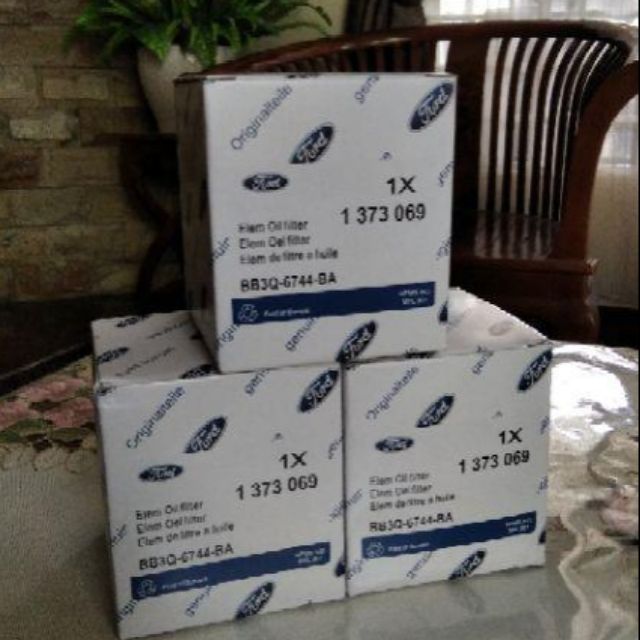 Engine oil filter ford ranger T6 Mazda BT50 Penapis minyak hitam ...