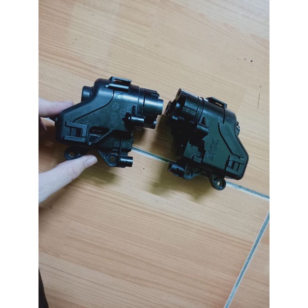 Mitsubishi Xpander mirror folding motor | Shopee Malaysia