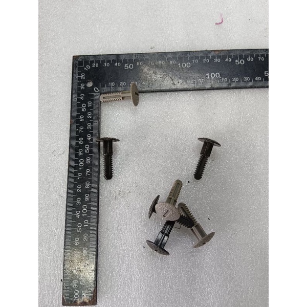 Mercedes Clip ⭐skru parts.Nos. | Shopee Malaysia