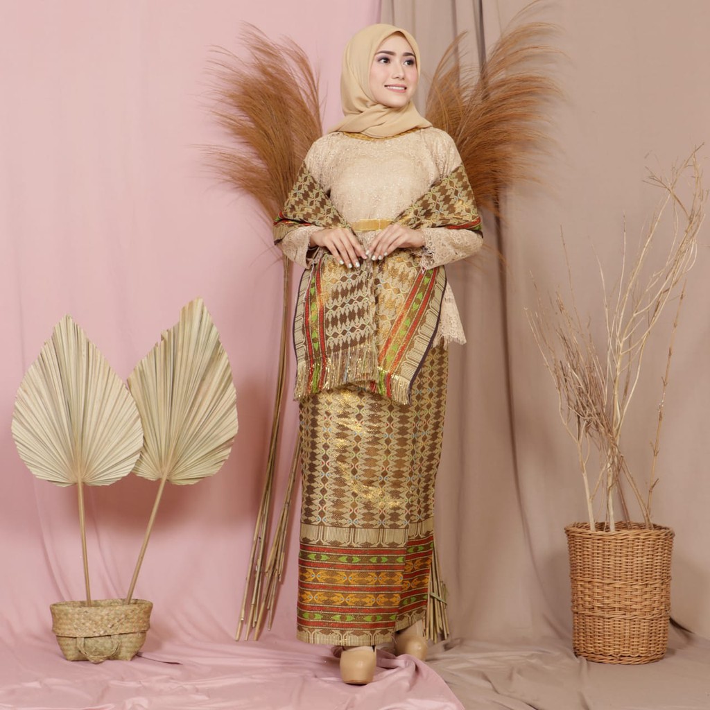 Set Of SONGKET Cream GOLD Skirt And Scarf/PALEMBANG SONGKET BATIK ...