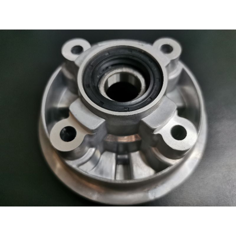 YAMAHA Y125-ZR CLUTCH HUB SPROCKET HUB | Shopee Malaysia