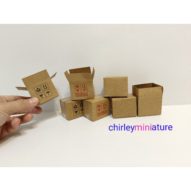Toy Handmade Miniature box 1/12 / Miniature carton box 1/12 / Dollhouse ...