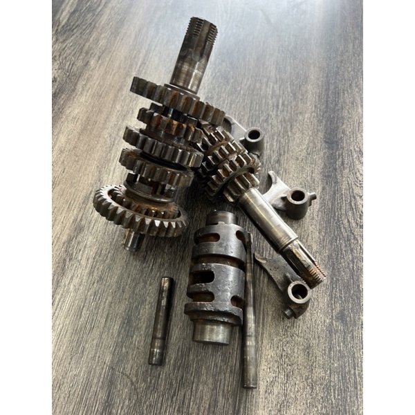 GEARBOX FULL SET SUZUKI TXR150 ORIGINAL (USED) | Shopee Malaysia