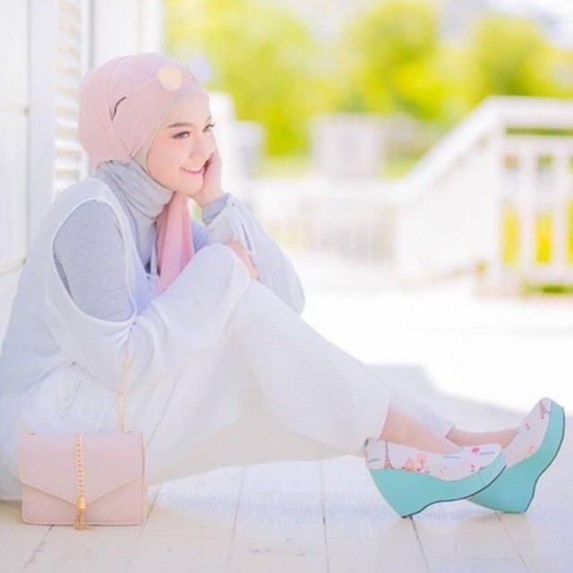 KASUT WEDGES SUPER SELESA ( PARIS ) | Shopee Malaysia