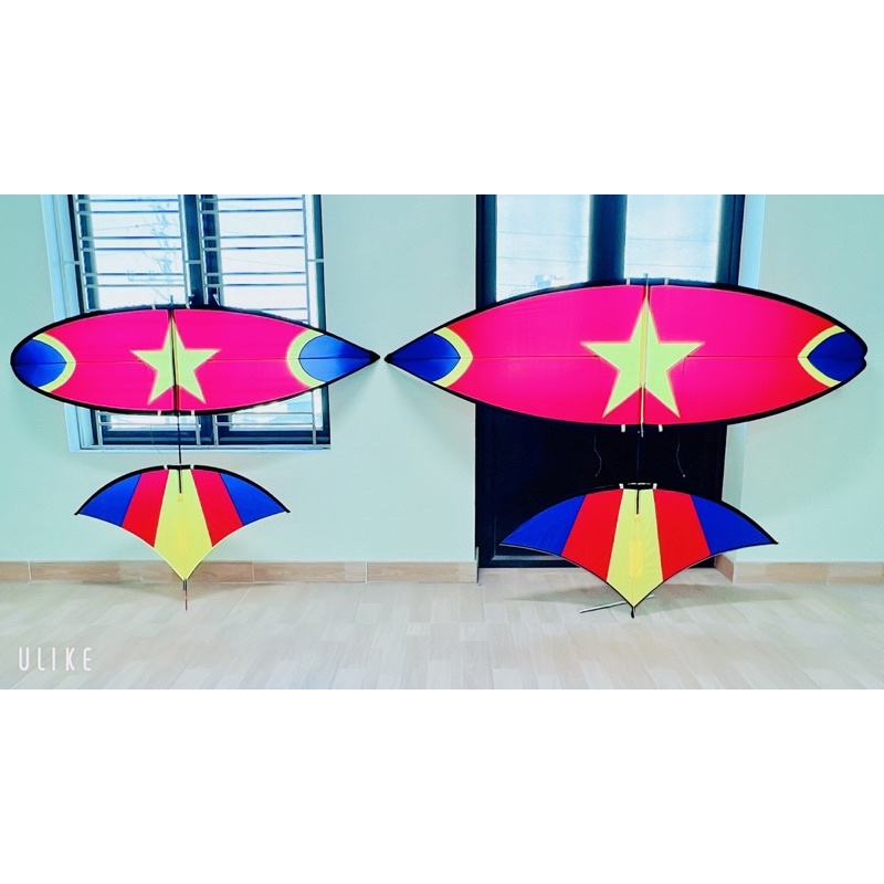 Flute kite. Red flag pattern with color combination. Price does not ...