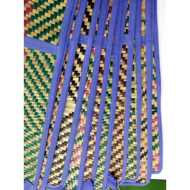 Sapra Mengkuang 4 Segi Dan Bulat/Saprah Tikar Mengkuang/Alas Makanan ...