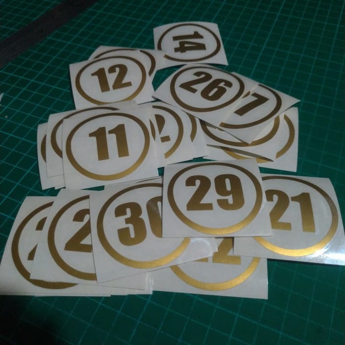 Uk ROUND CUTTING MODEL NUMBER STICKER DIAMETER 20 CM ORACAL MATERIAL ...