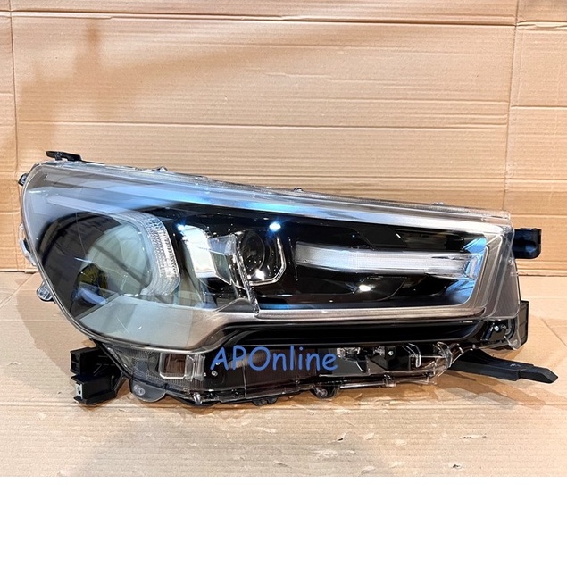 Toyota Hilux Reveo GUN126 / ROCCO ROGUE 2.8 2020 Head Lamp / Lampu ...