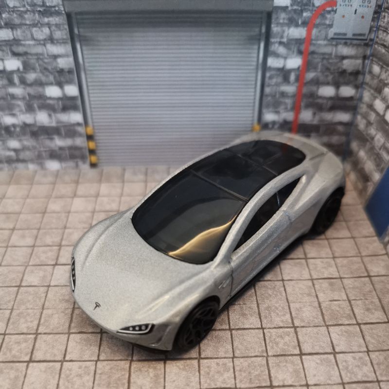 Hotwheels Tesla Roadster (Loose in Mint Condition) | Shopee Malaysia