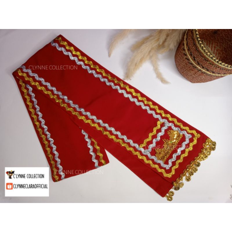 Selendang tradisional kaum Bidayuh wanita / Selampai tradisional kaum ...