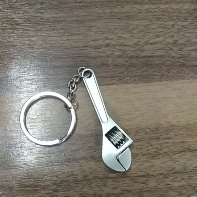 Key chains adjustable spanner (small ) | Shopee Malaysia