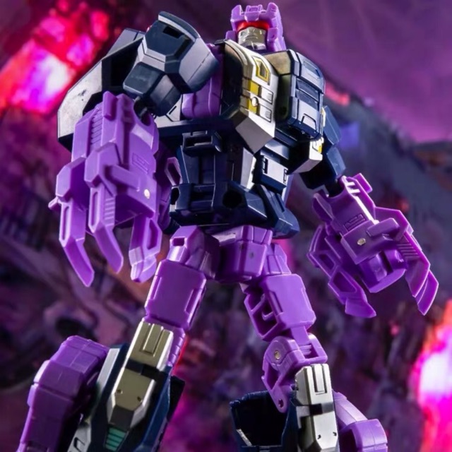 Aoyi Mech Transformable Robot - H6002-5C Bloody Bear ( BMB KO Oversize ...