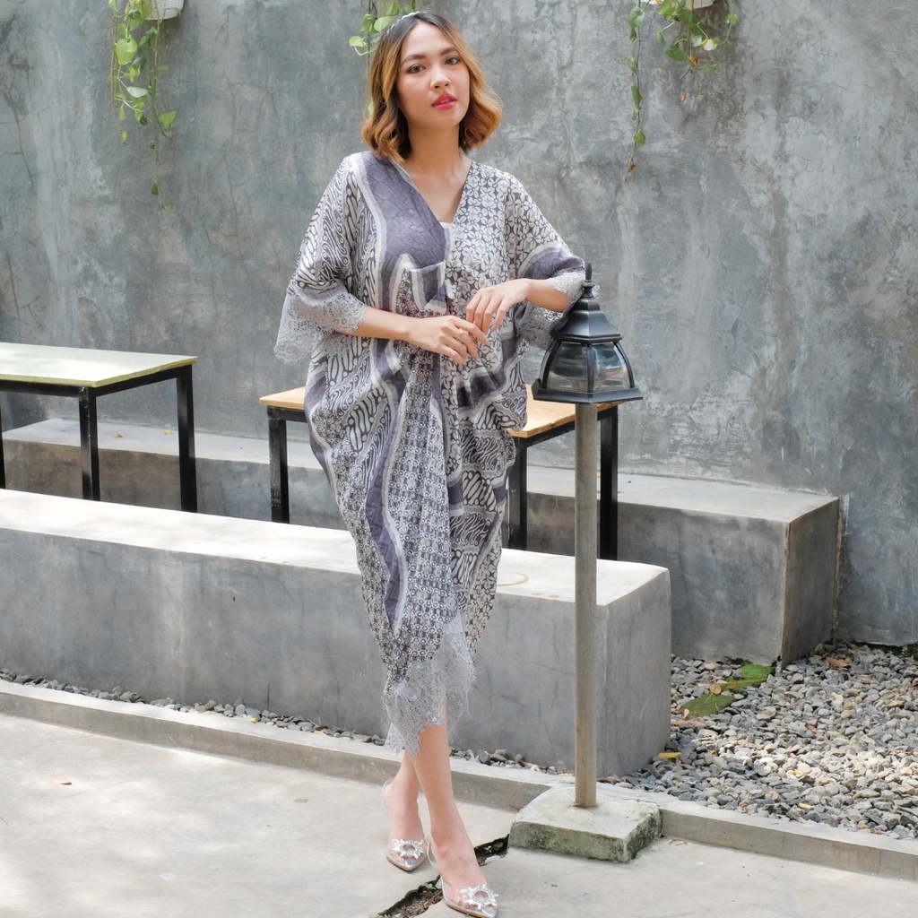 Traditional Viscos EB Batik Kaftan Motif Renda | Shopee Malaysia