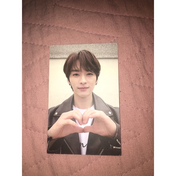 LEE KNOW GO LIVE PC (Jacket) | Shopee Malaysia