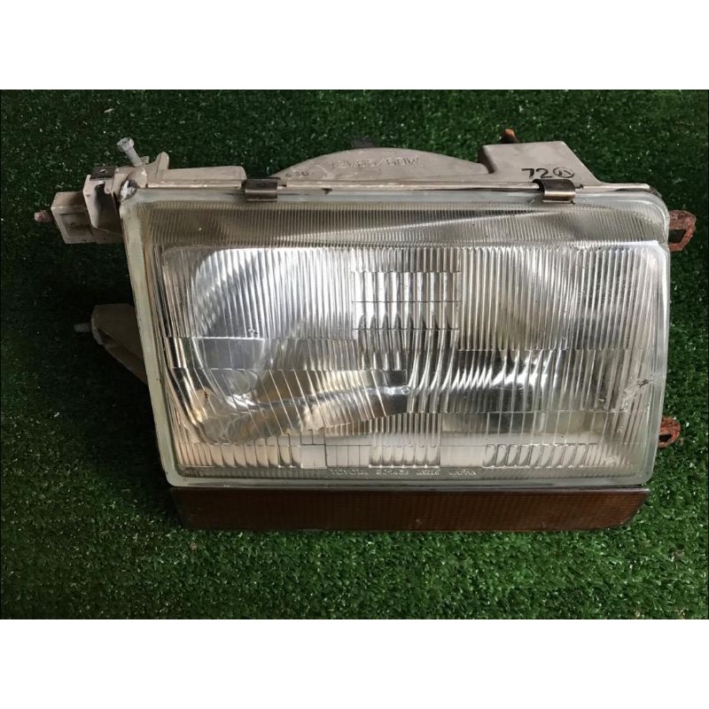 Headlamp (right), toyota corona AT151. Used condition halfcut Japan ...