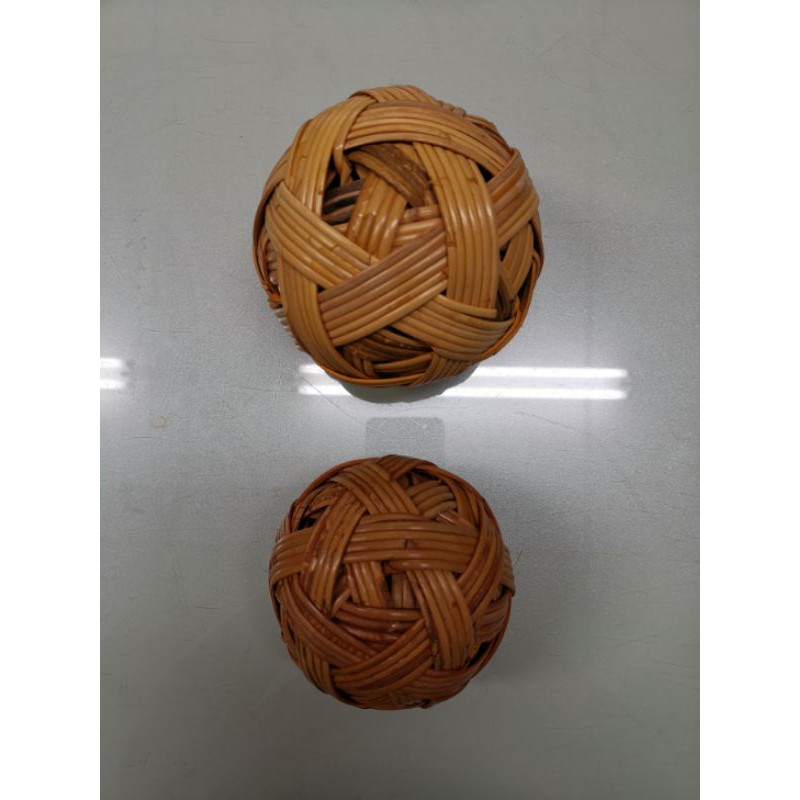 bola sepak raga rotan original 4 inci buatan tangan padat | Shopee Malaysia