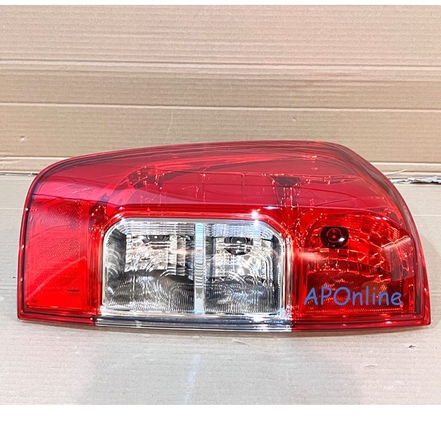 Nissan Navara NP300 2014-2021 Tail Lamp / Lampu Belakang (TYC)(With ...