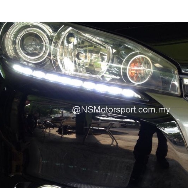 Toyota Wish ZGE20 S Front Bumper LED Daylight Head Lamp Lower Daylight ...