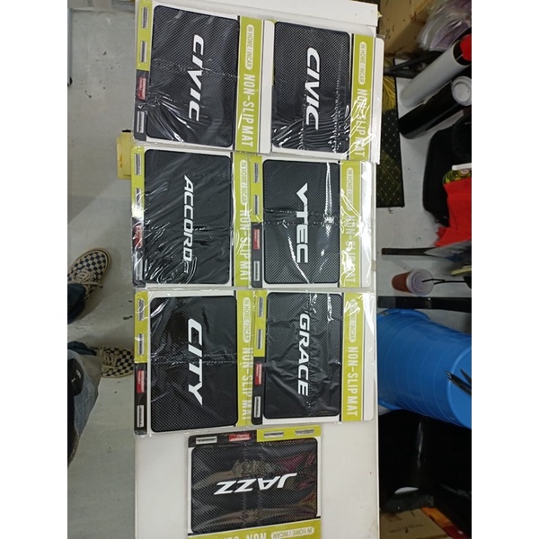 pelapik dashboard letak handfond smarttag | Shopee Malaysia