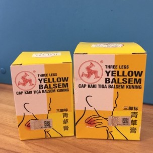 Three Leg Yellow Balsem Cap Kaki Tiga Kuning Balsem 三脚标青草膏 | Shopee ...