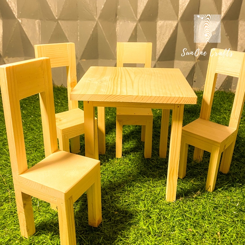 BARBIE DINING SET (WITH 4 CHAIRS) | Shopee Malaysia